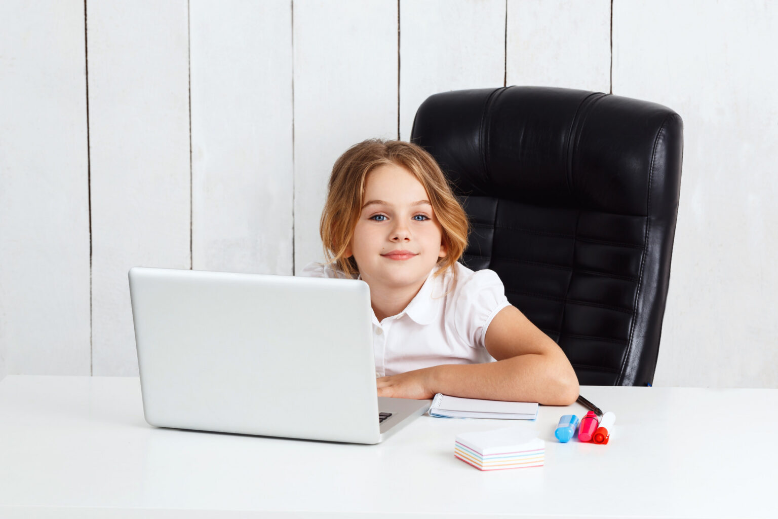 Best Online Programming Classes for Kids: International Young Coders ...